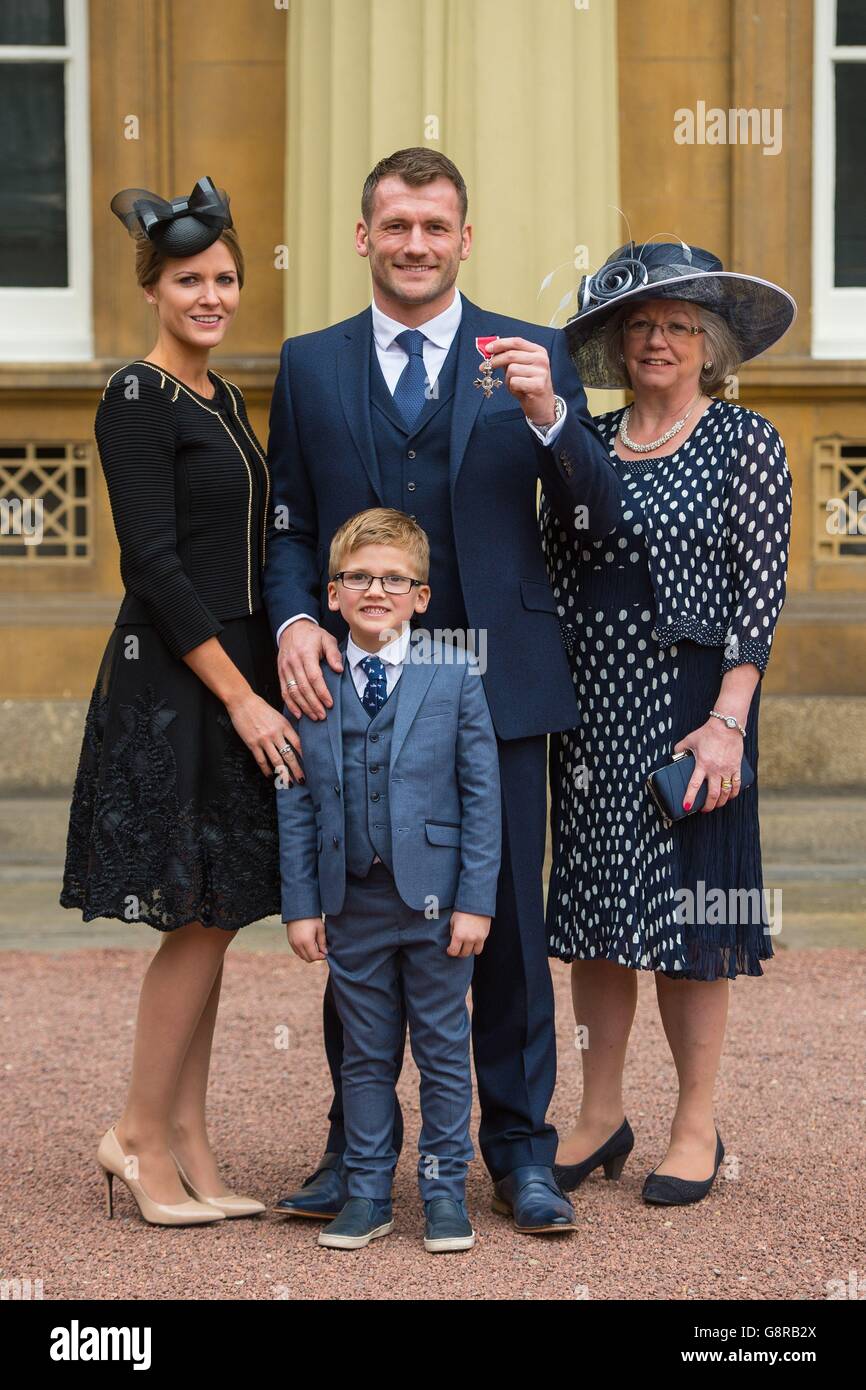 Rugby player Mark Cueto with wife Suzie, son Max and mother Anne as he ...
