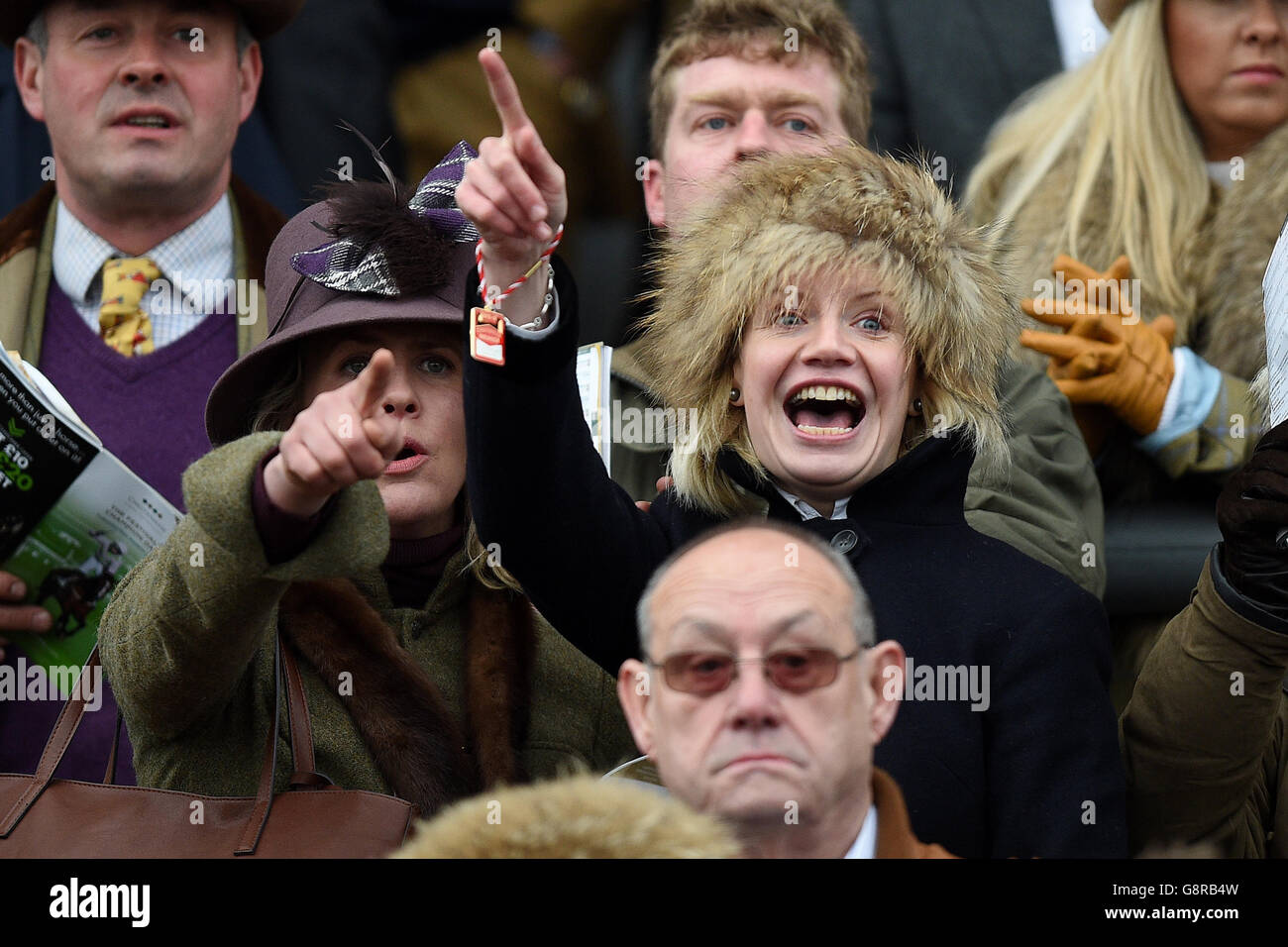 Horse racing cheltenhamcollection ampics hi-res stock photography and ...