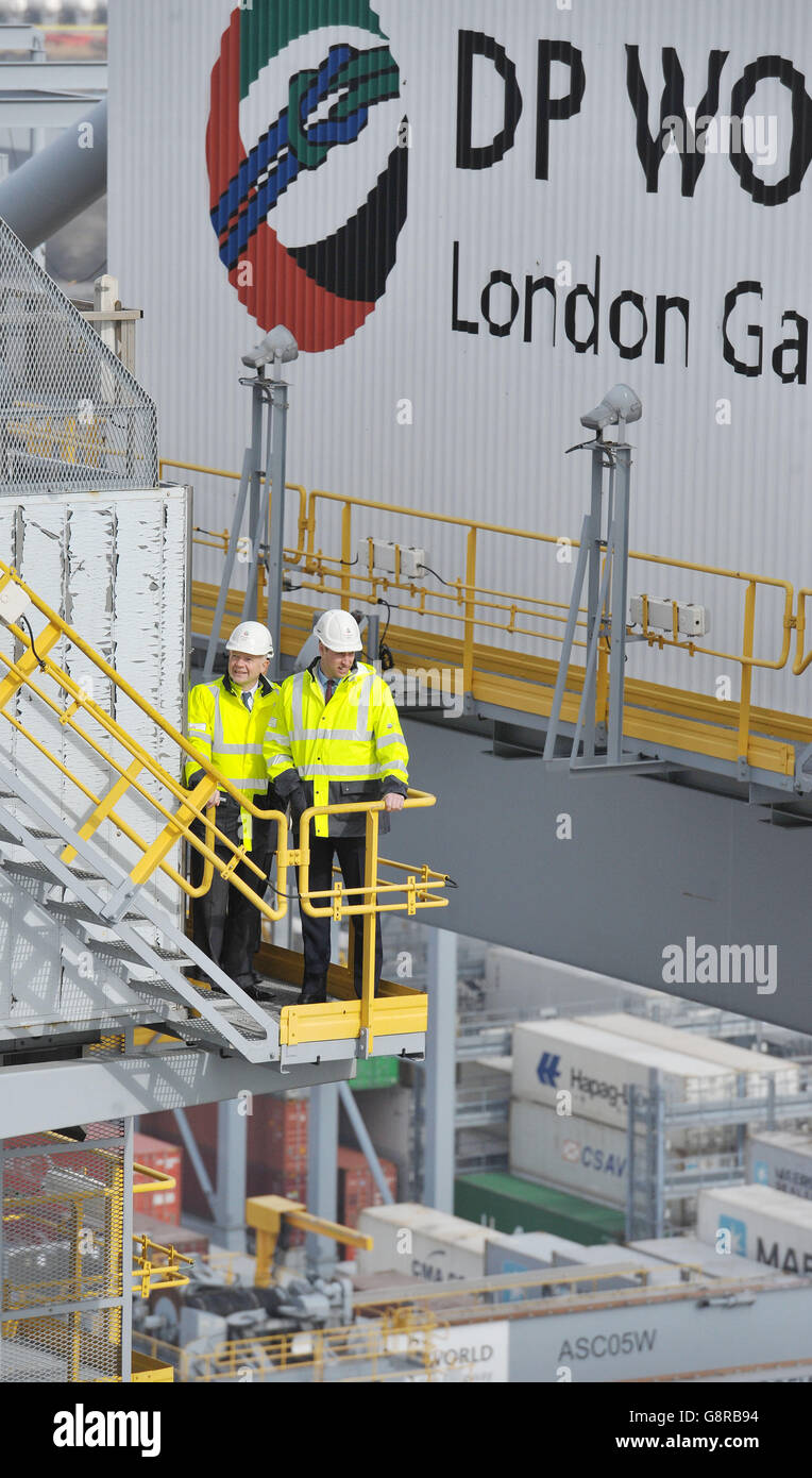 Royal visit to DP World London Gateway - Essex Stock Photo - Alamy