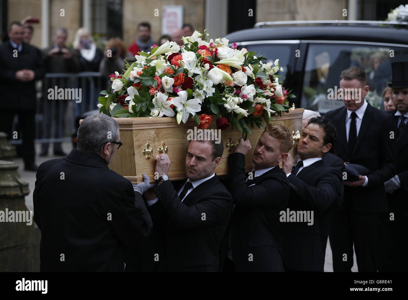 News funeral warren hi-res stock photography and images - Alamy