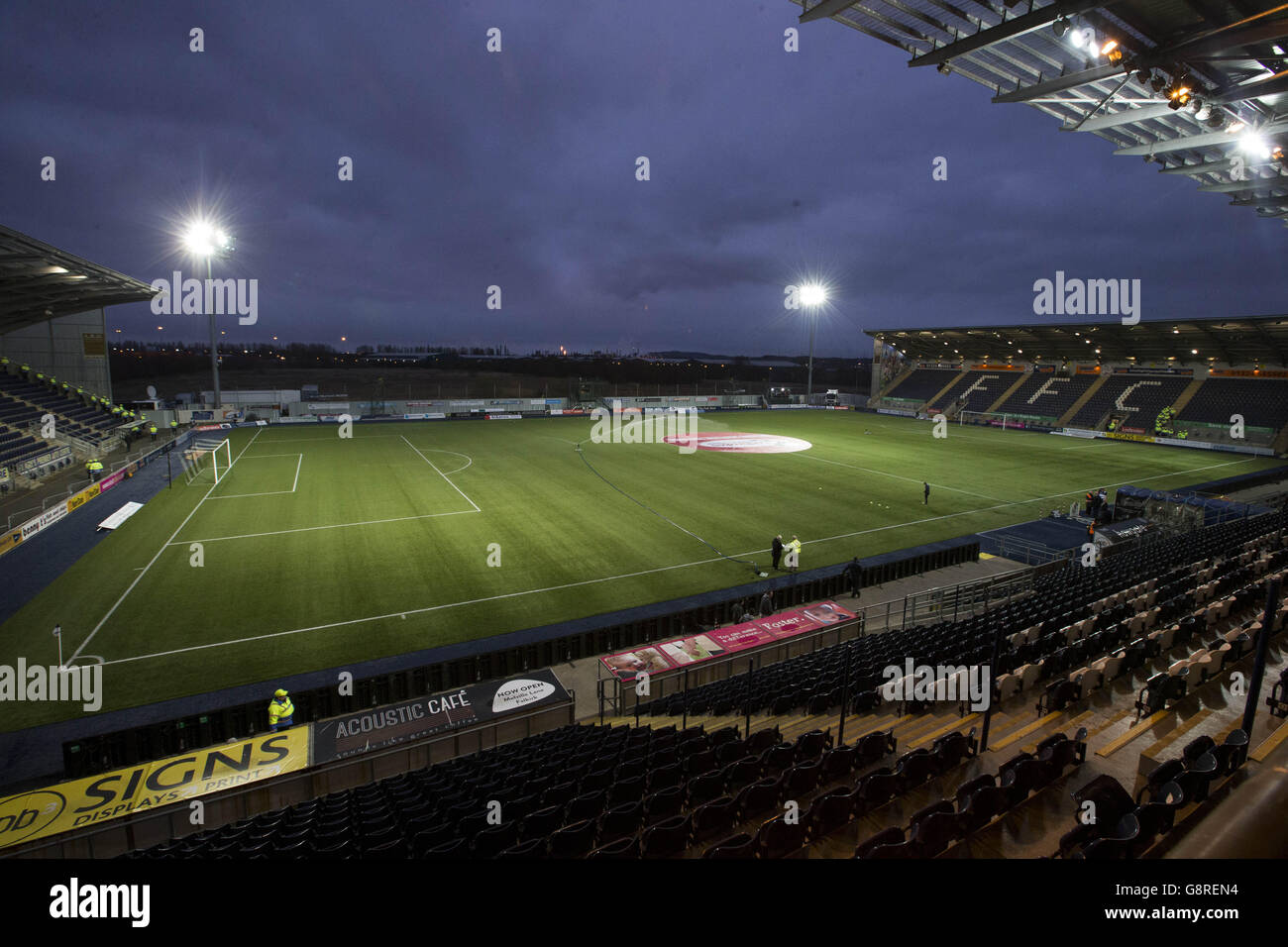 General view of the falkirk stadium hi-res stock photography and images ...