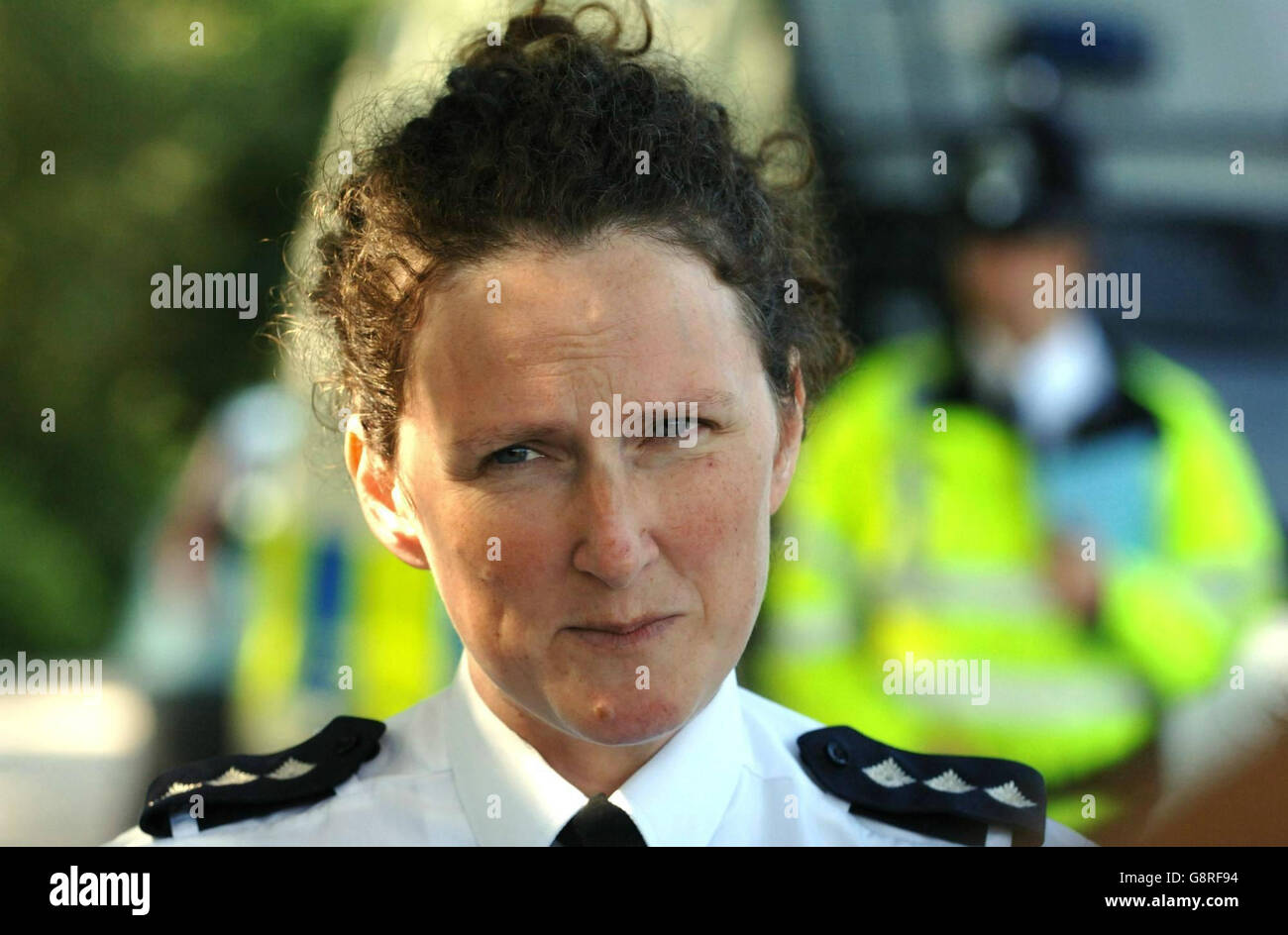 Inspector finch hi-res stock photography and images - Alamy