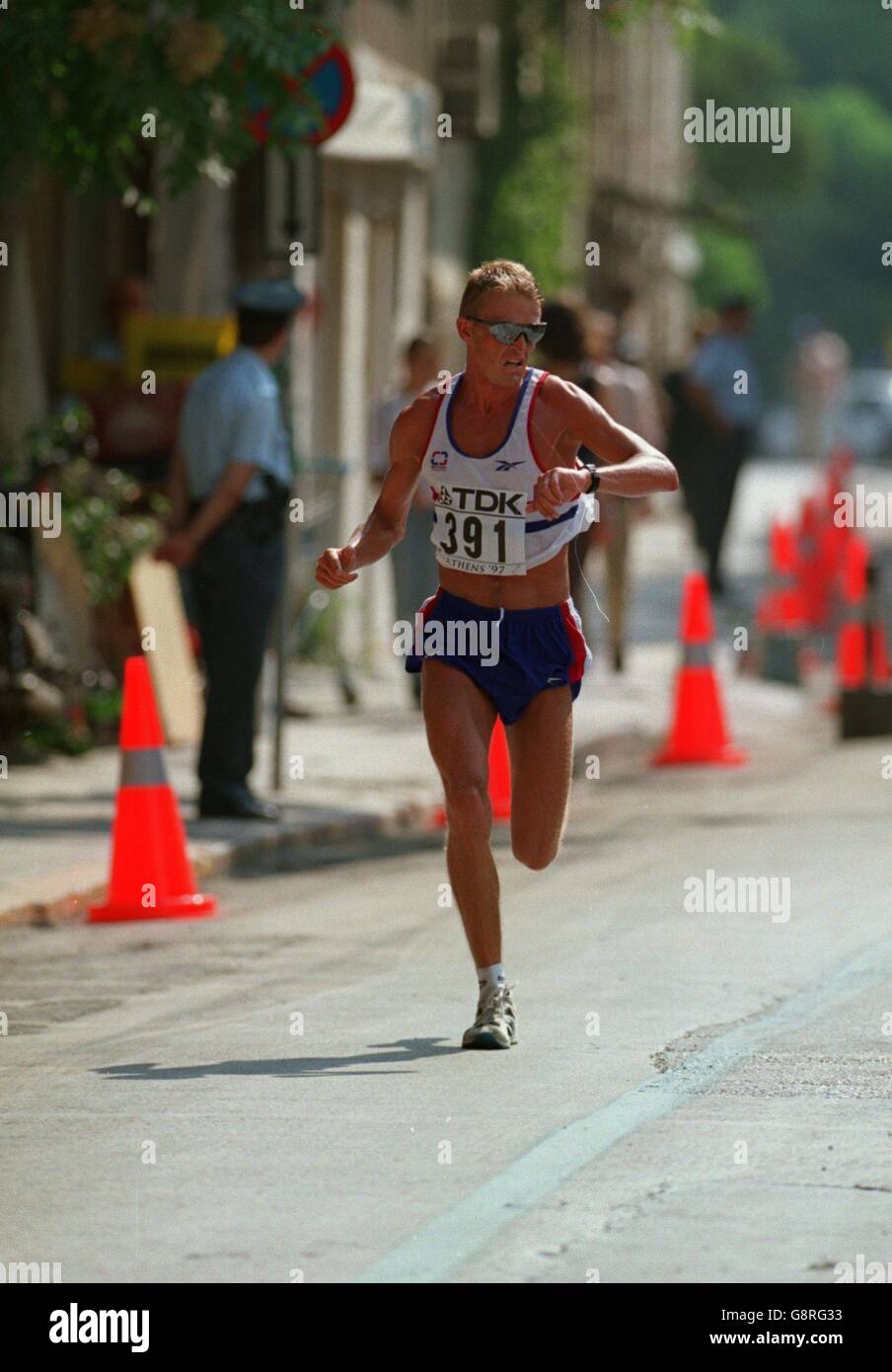 David buzza hi-res stock photography and images - Alamy