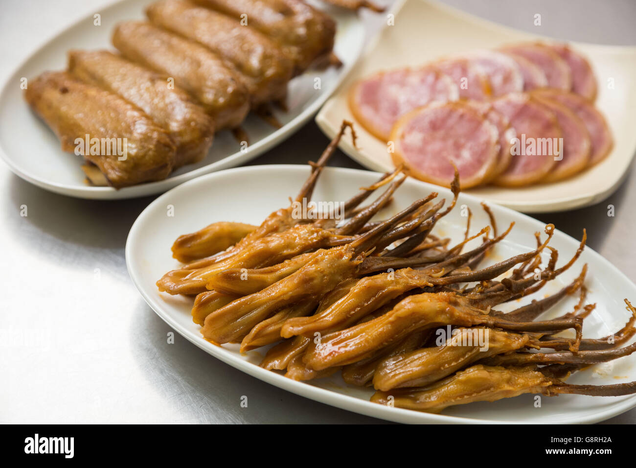 Xiao Chun Yuan Lou mei Stock Photo - Alamy