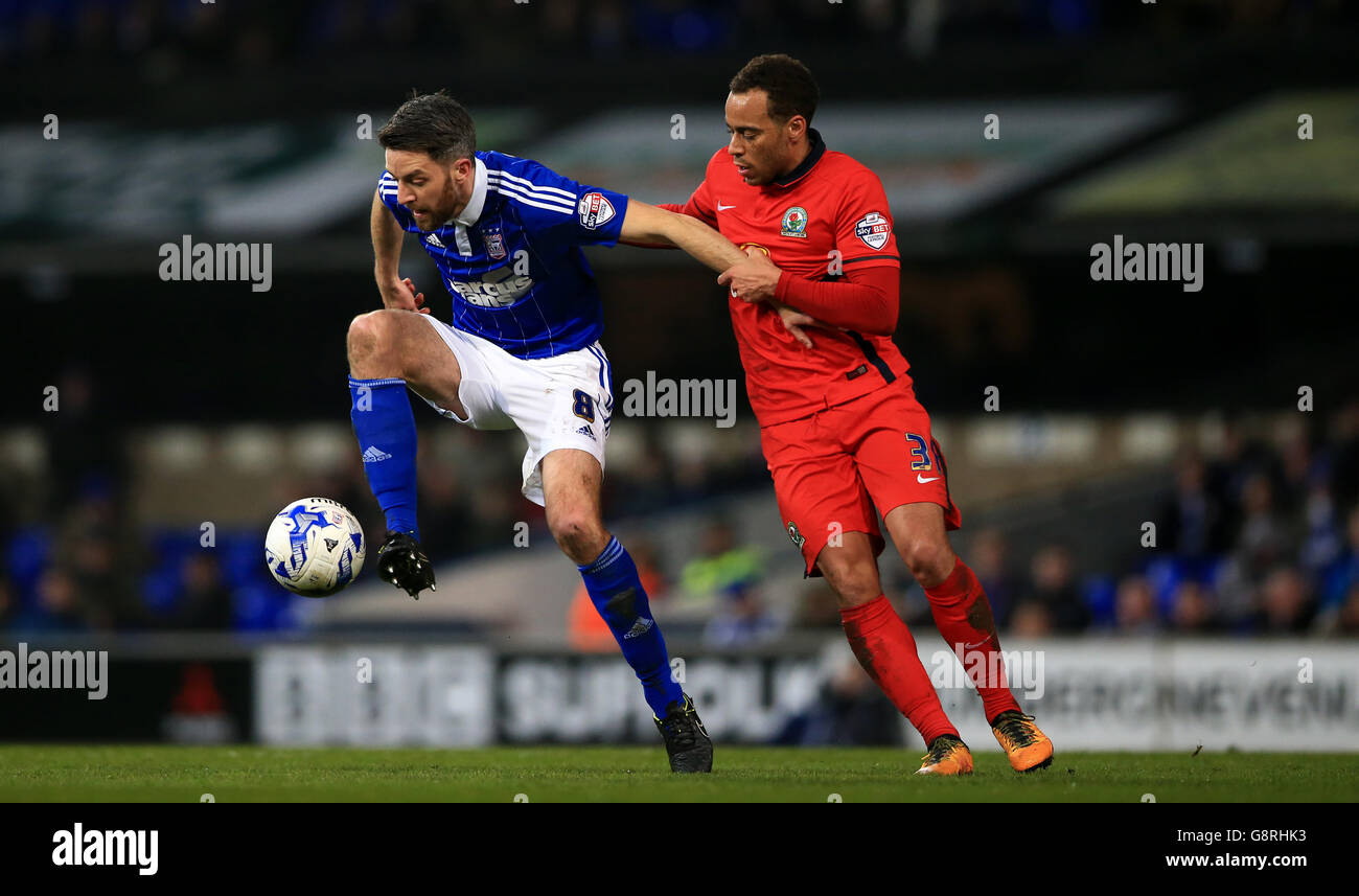 Left battles possession ball blackburn rovers elliott bennett hi-res ...
