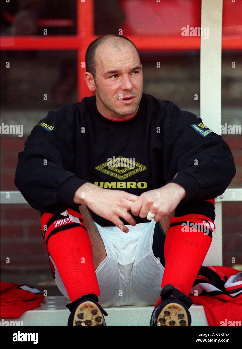 One full front view black bench football hi-res stock photography and ...