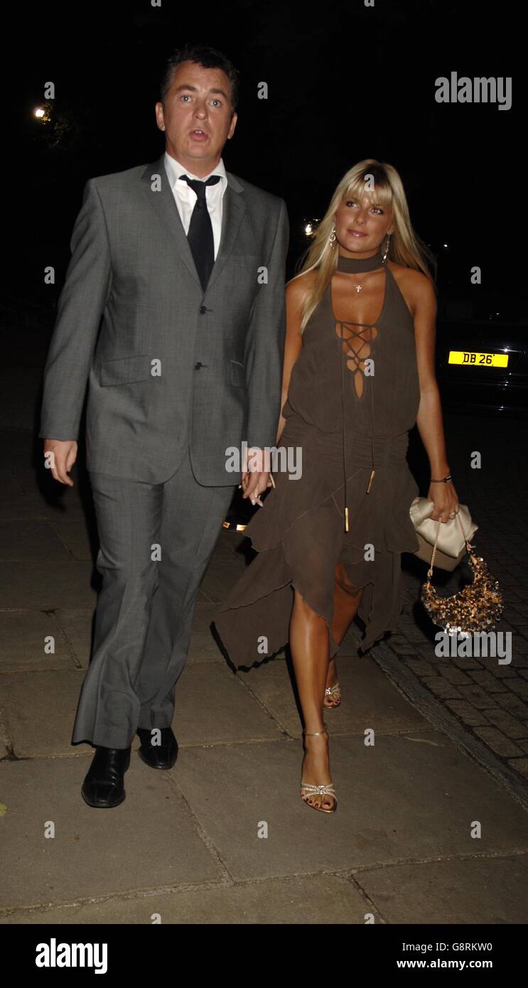 Shane ritchie and his wife christie hi-res stock photography and images ...