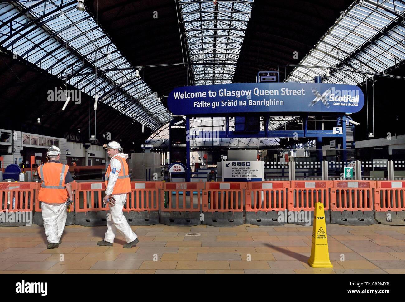 Queen Street Station renovation Stock Photo - Alamy