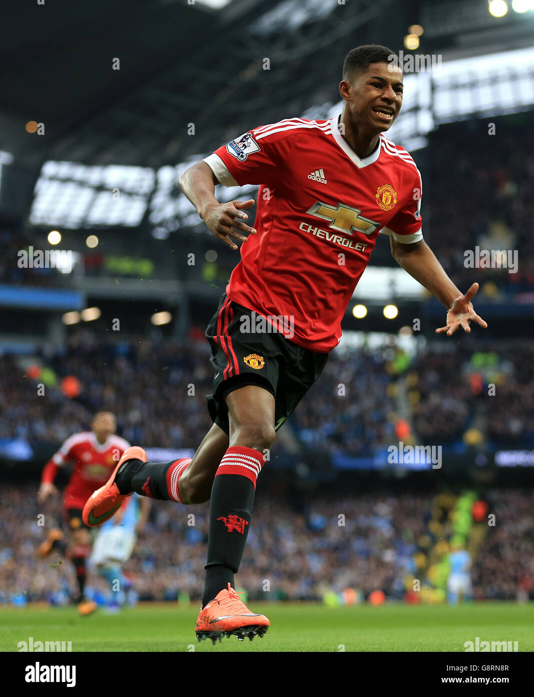 Manchester United's Marcus Rashford celebrates scoring his side's first ...