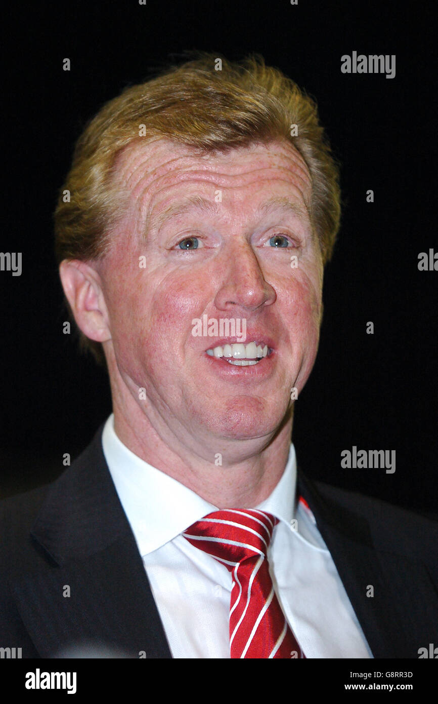 Middlesbrough fc manager steve mcclaren hi-res stock photography and ...