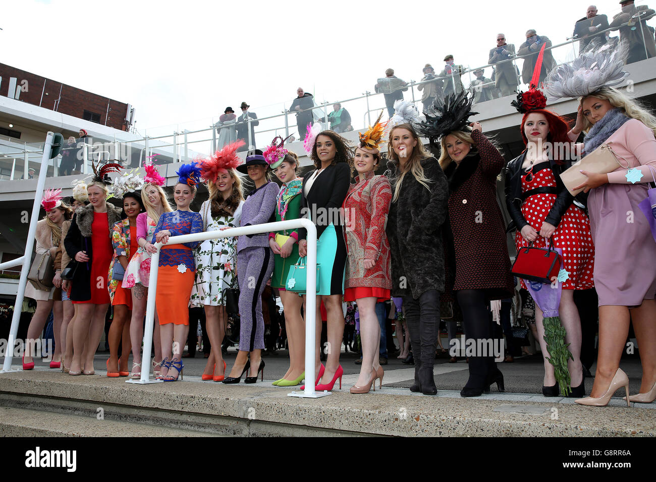 Sophie lydia smith ladies day 2016 cheltenham festival cheltenham ...