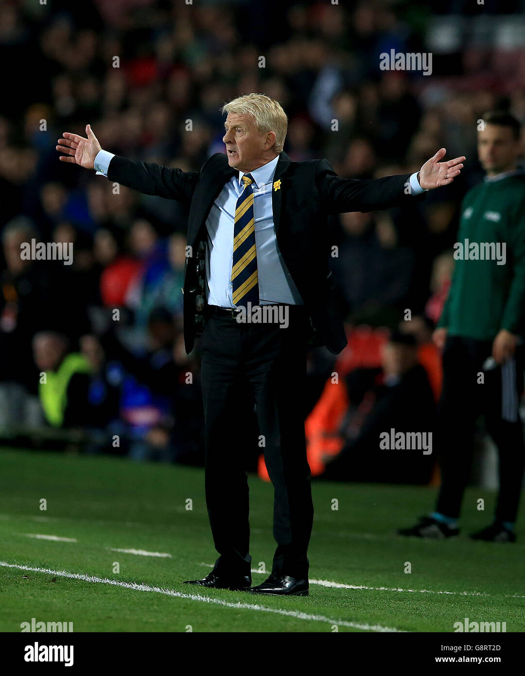 Scotland manager Gordon Strachan gestures on the touchline during the ...