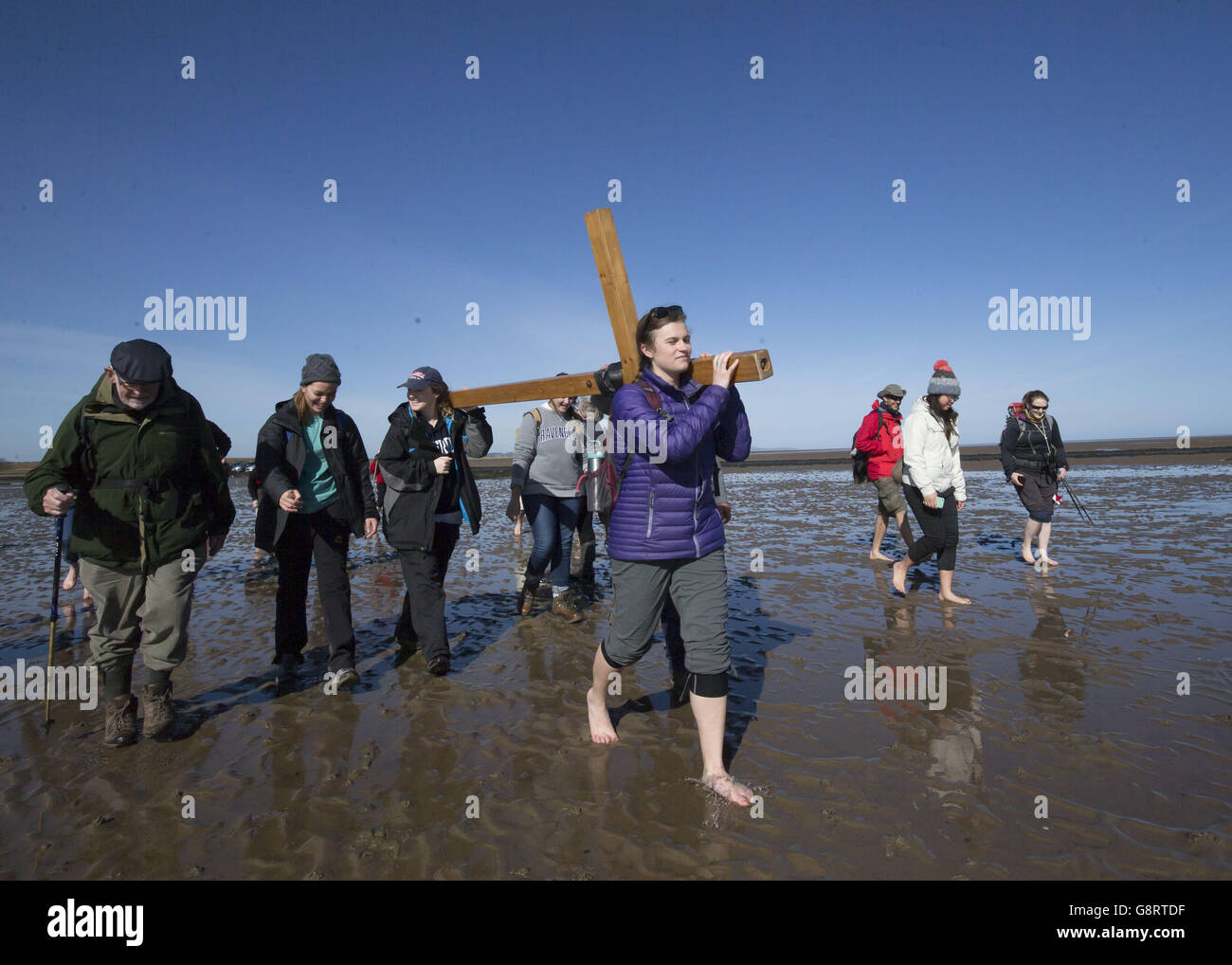 Pilgrims carry a cross on the final leg of the Northern Cross ...