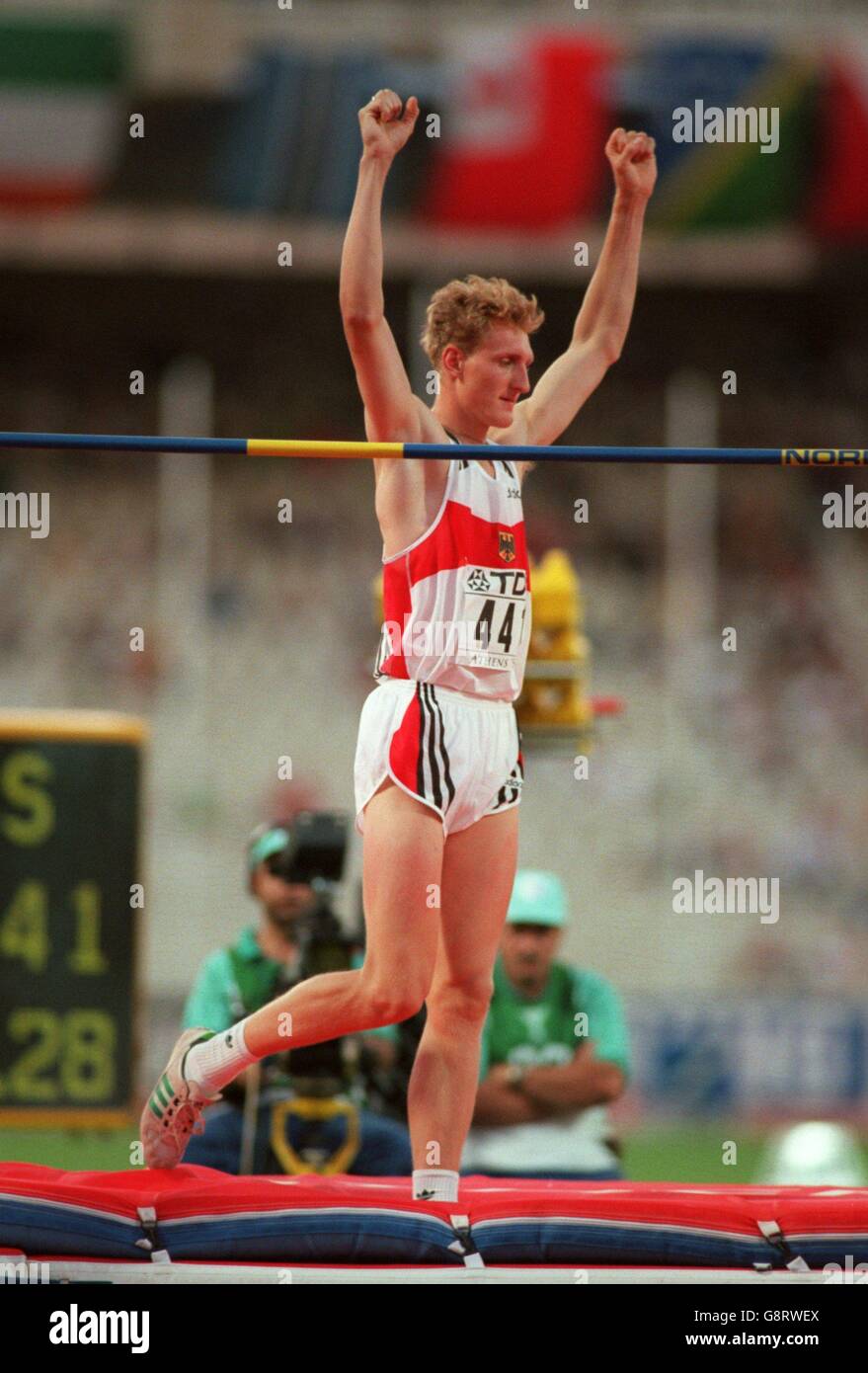 Athletics - Sixth IAAF World Championships - Athens 1997 - Men's High ...