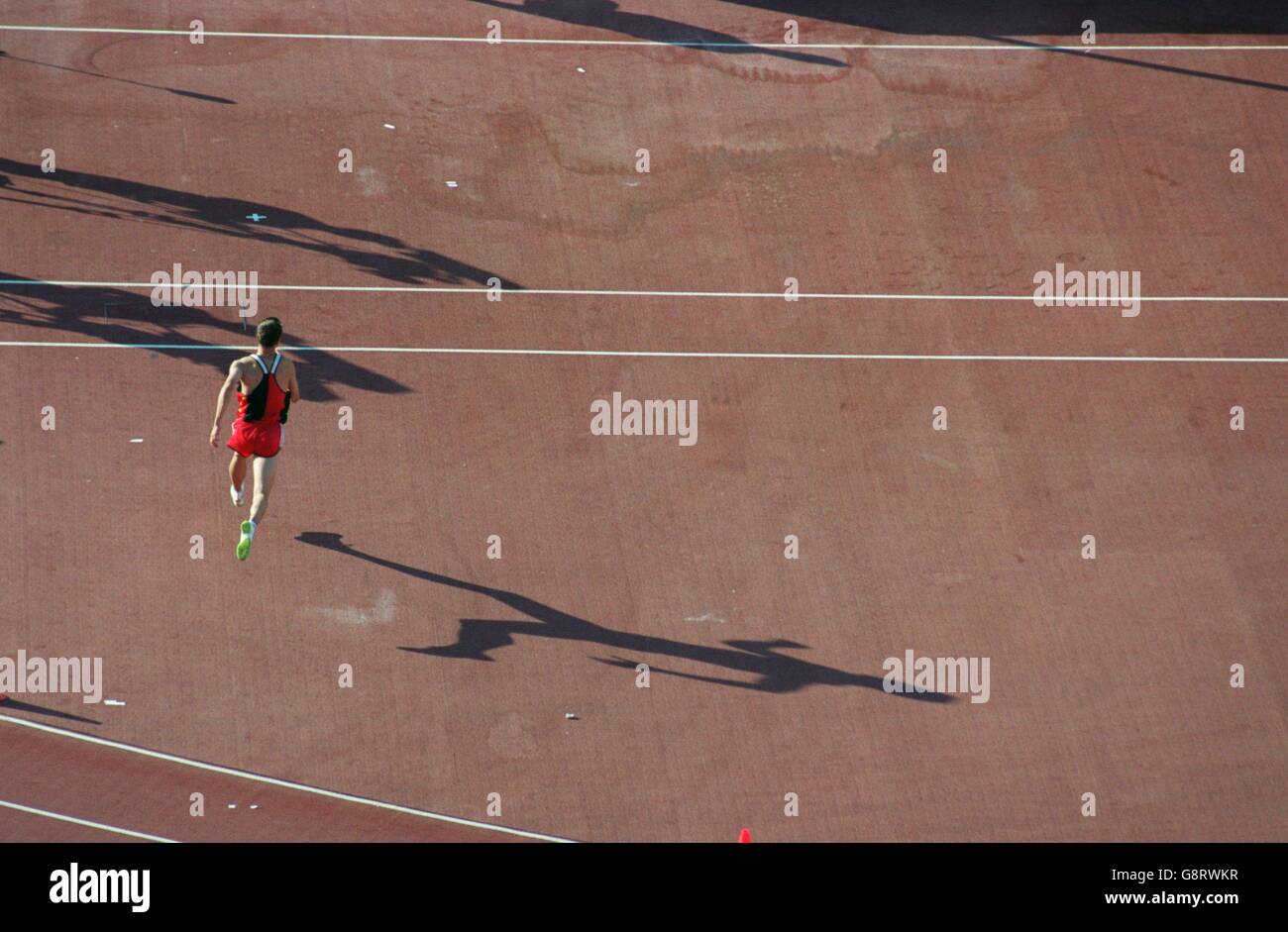 Athletics sixth iaaf world championships athens mens high jump final hi ...