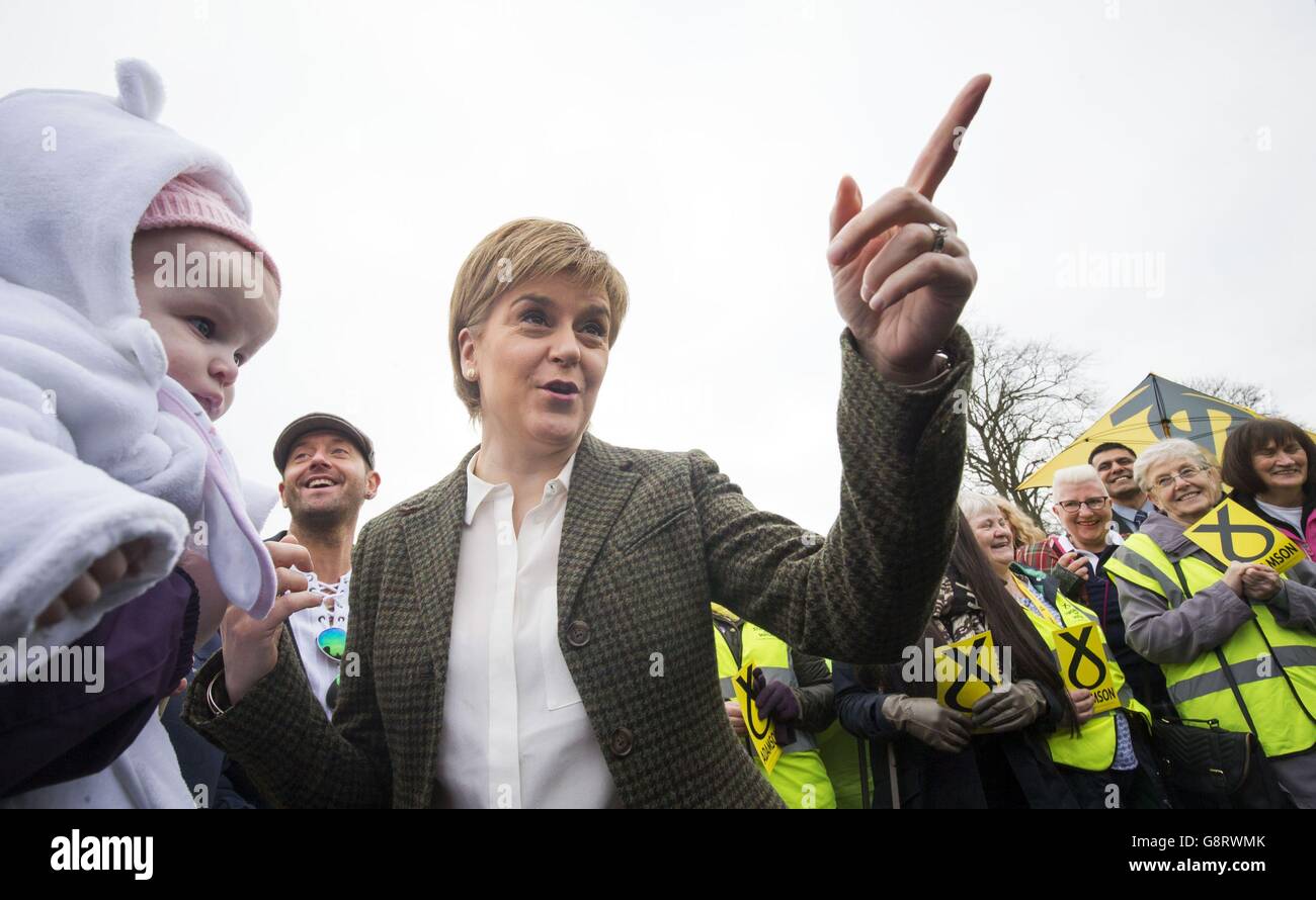 Scottish Parliament election 2016 campaign Stock Photo - Alamy
