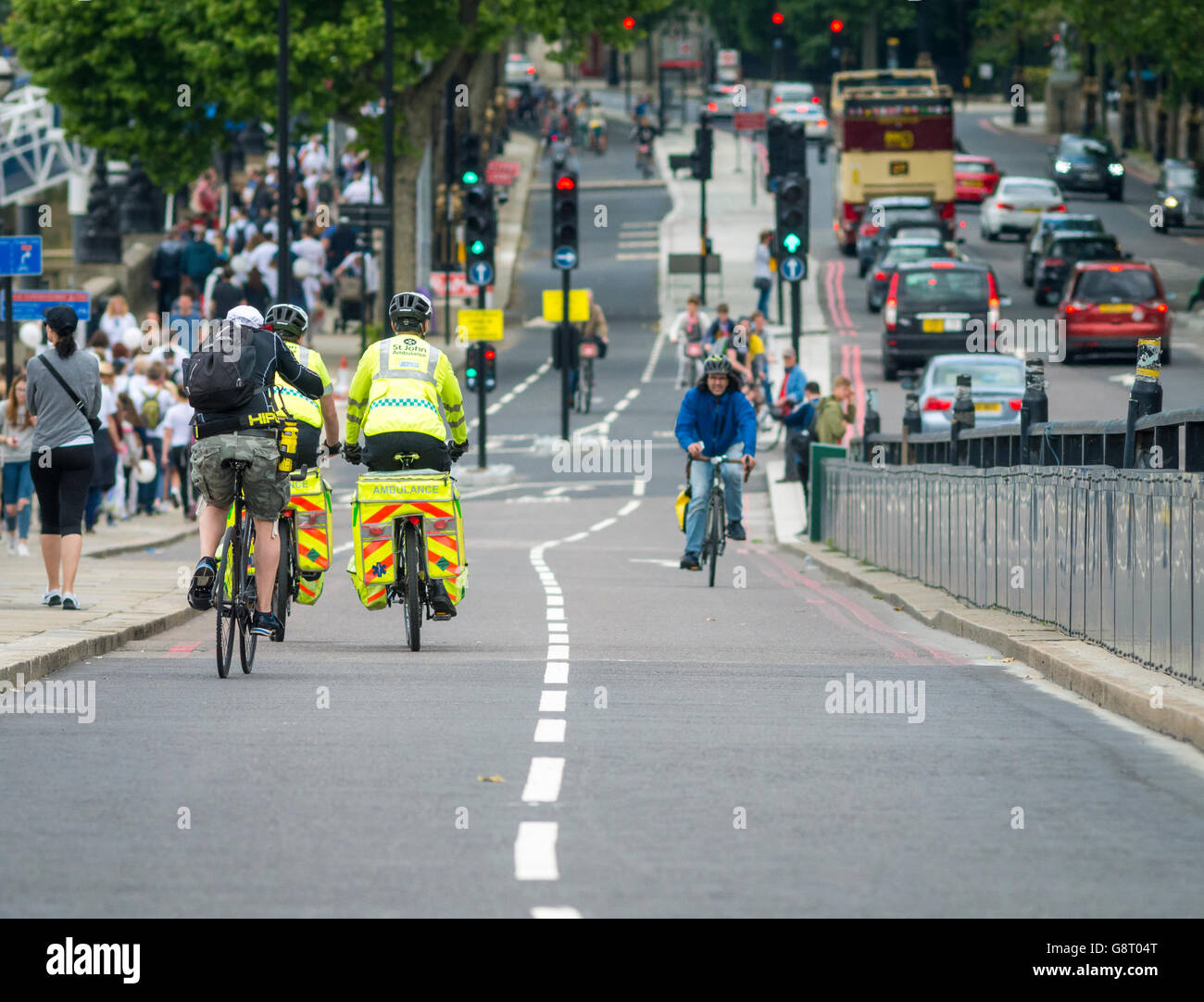 Super highway cycle hi-res stock photography and images - Alamy