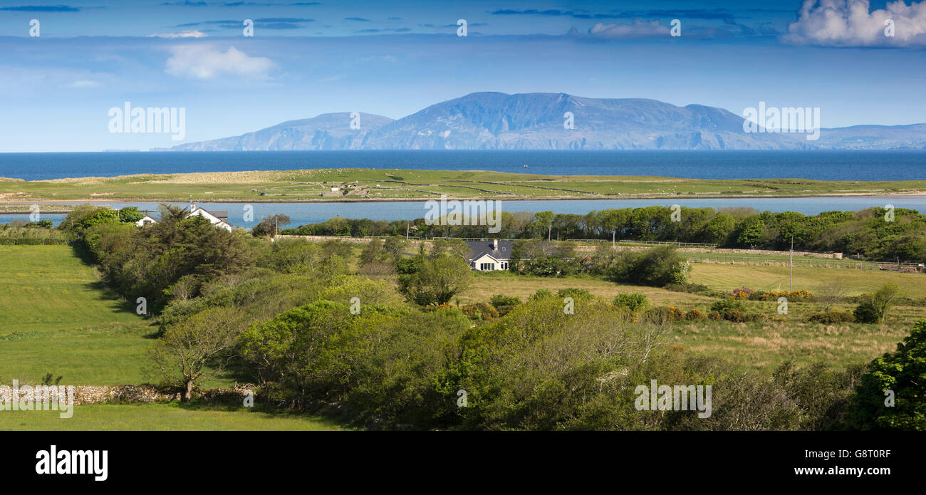 Ireland, Co Sligo, Cliffoney, coast and Donegal Bay across to Slieve ...