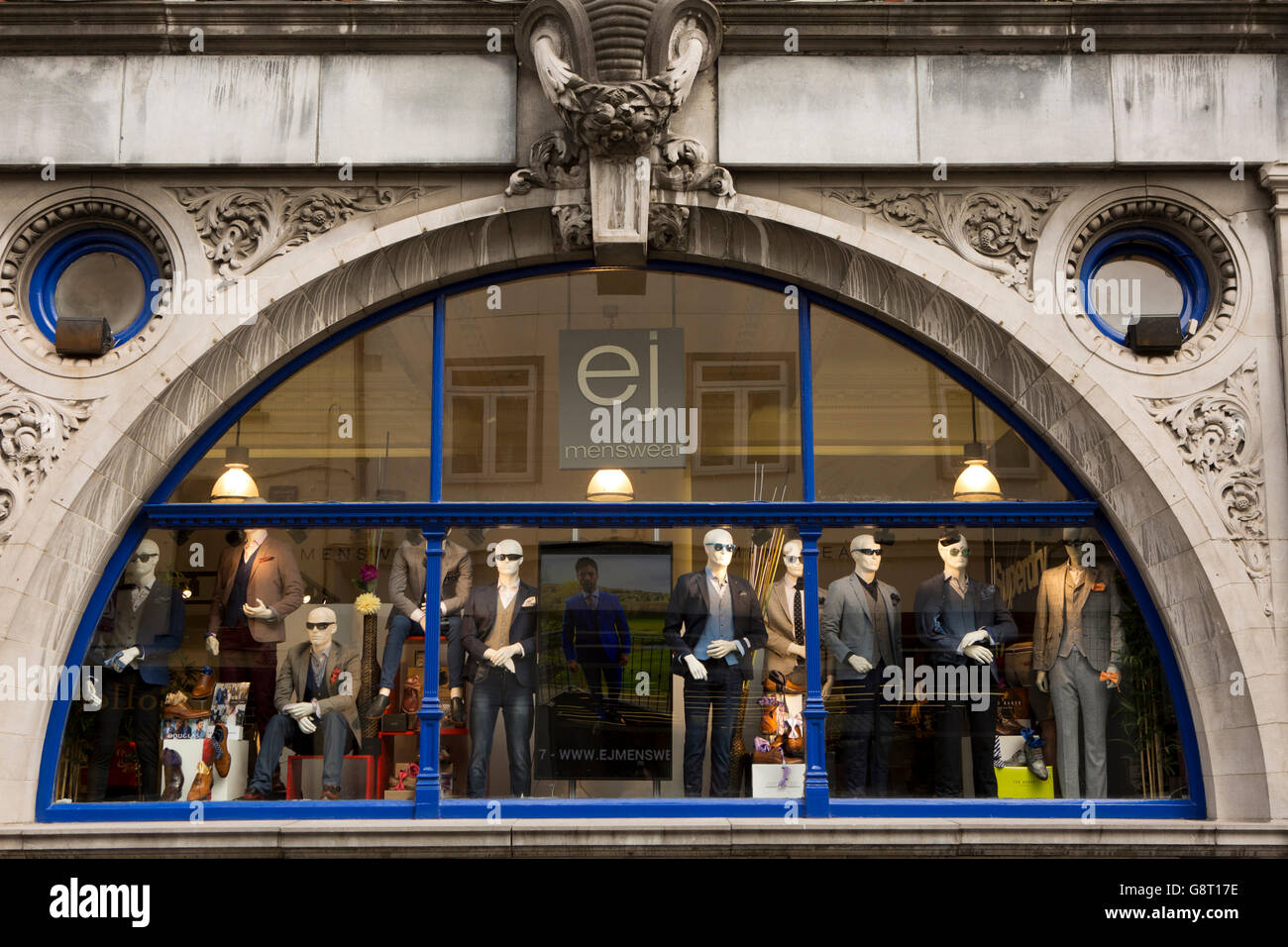 Ireland, Co Sligo, Sligo, Grattan Street, elegant arched window of EJ ...