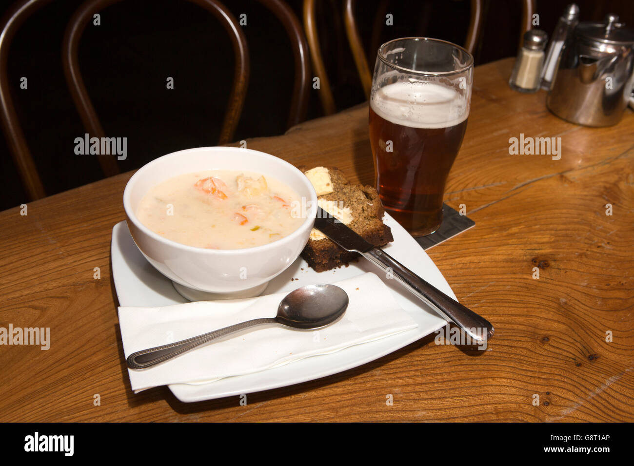 Brothers fish bar hi-res stock photography and images - Alamy