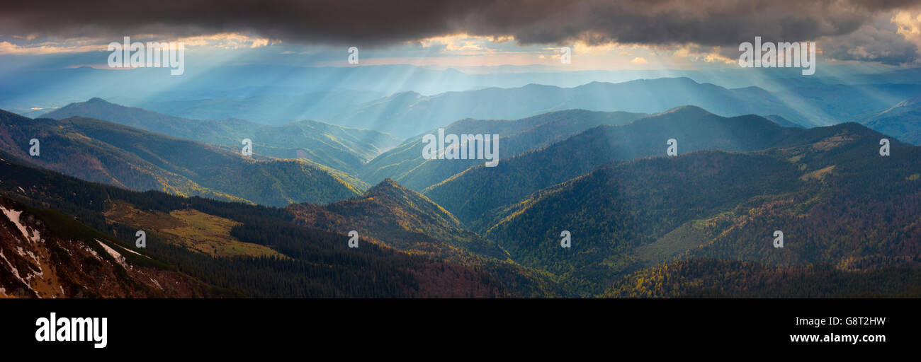 Early spring storm clouds hi-res stock photography and images - Alamy