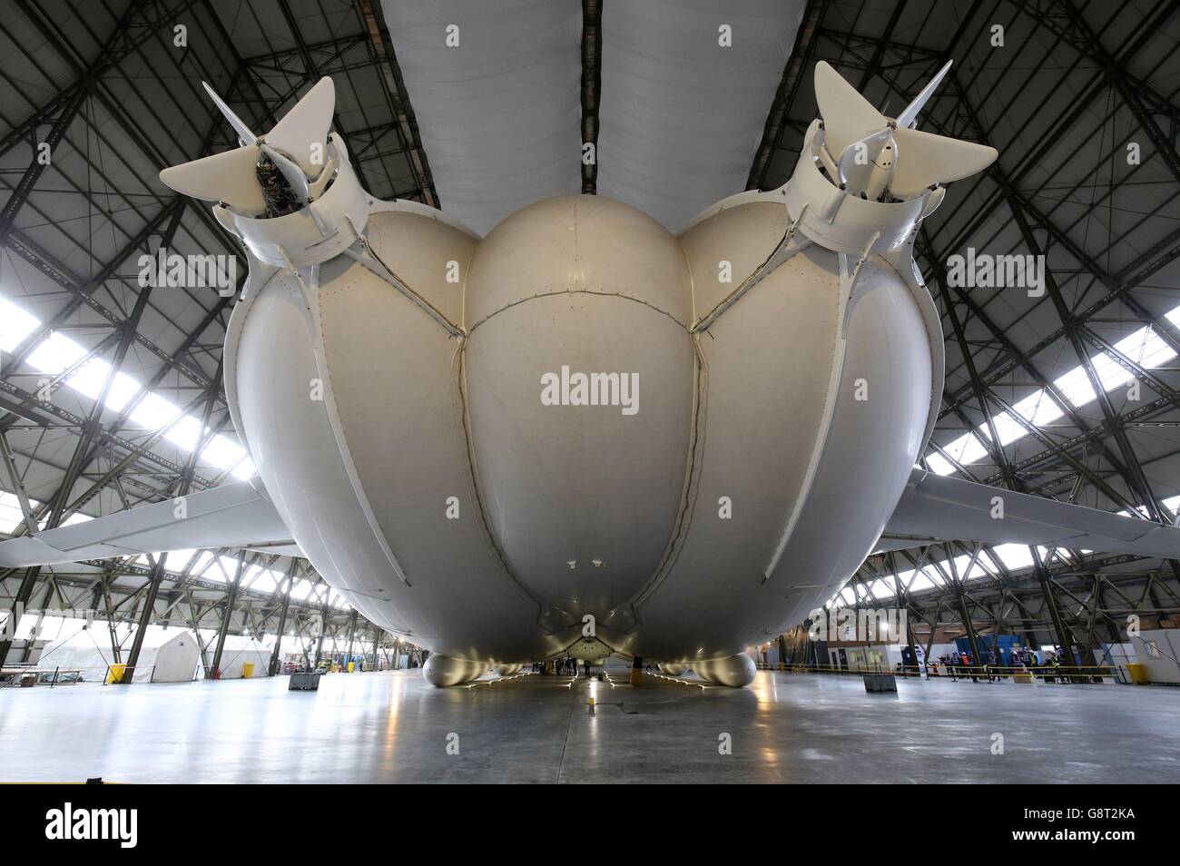 The Airlander 10 airship, the world's largest aircraft, is unveiled for ...