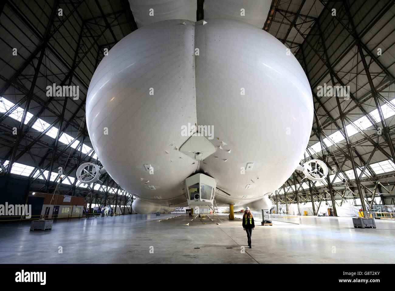Airlander 10 unveiled Stock Photo - Alamy