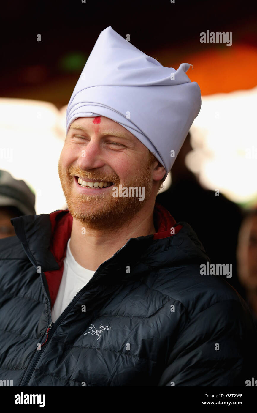Prince Harry wearing a pheta turban after being given the honour of ...