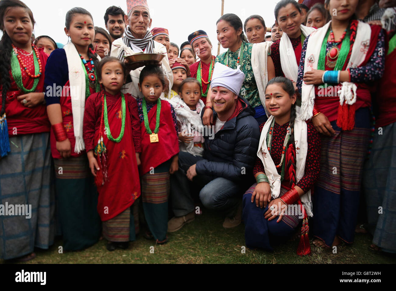 Prince Harry wearing a pheta turban after being given the honour of ...