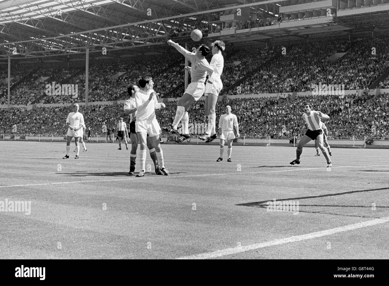 Soccer - World Cup England 66 - Quarter Final - England v Argentina ...