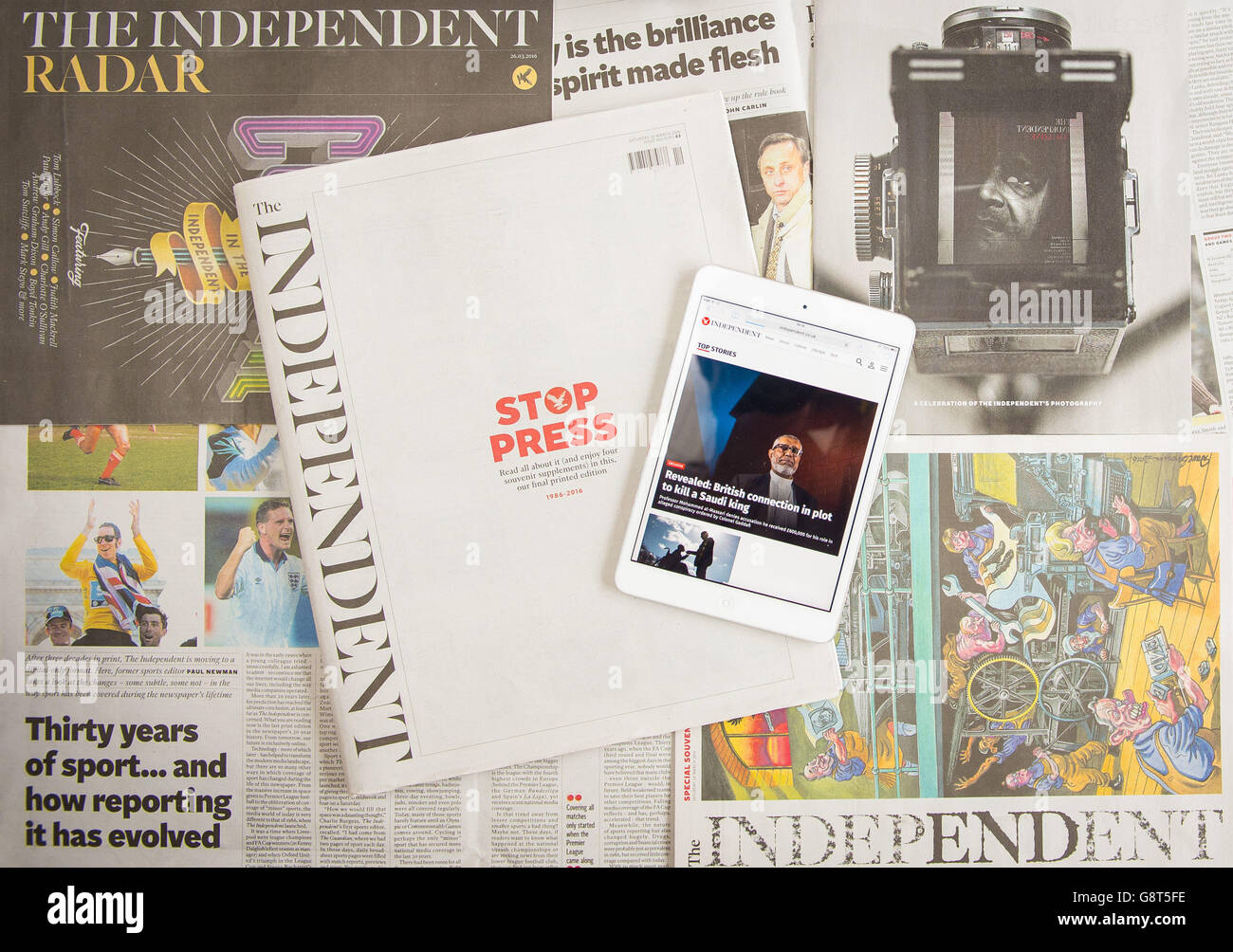 Final edition independent newspaper hi-res stock photography and images ...
