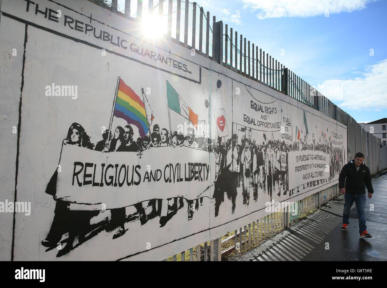 Irish 1916 murals hi-res stock photography and images - Alamy