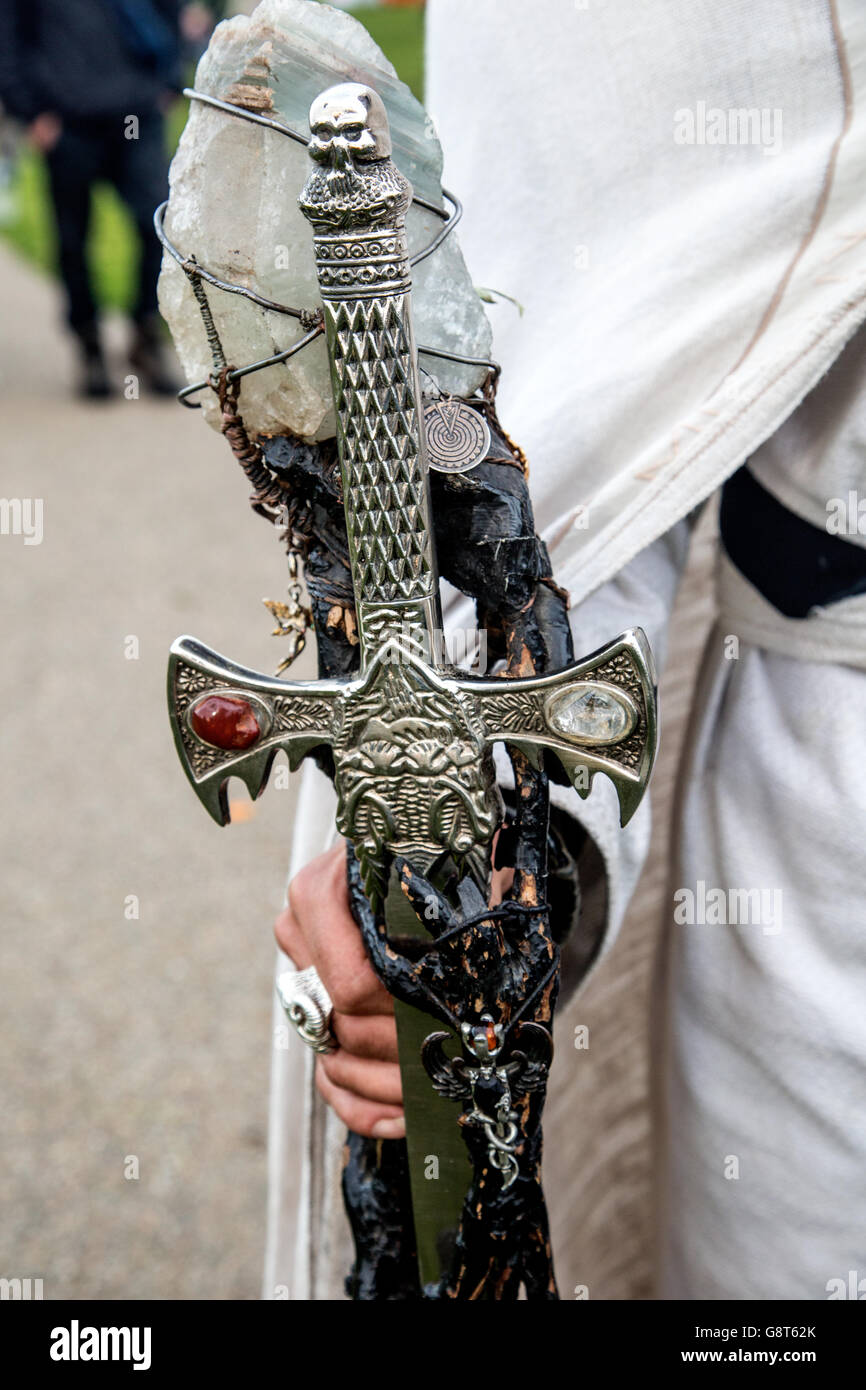 Sword horizontal hi-res stock photography and images - Alamy