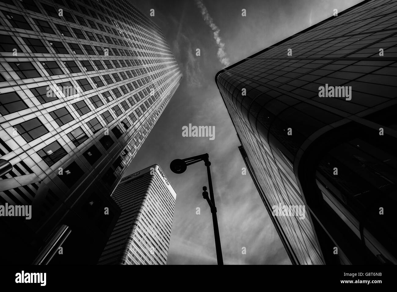 Office buildings in Canary Wharf, East London, Tower Hamlets, London ...