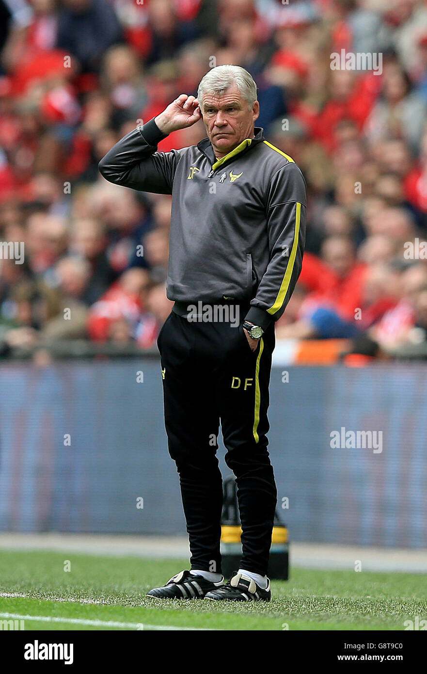 Barnsley v Oxford United - Johnstone's Paint Trophy - Final - Wembley ...