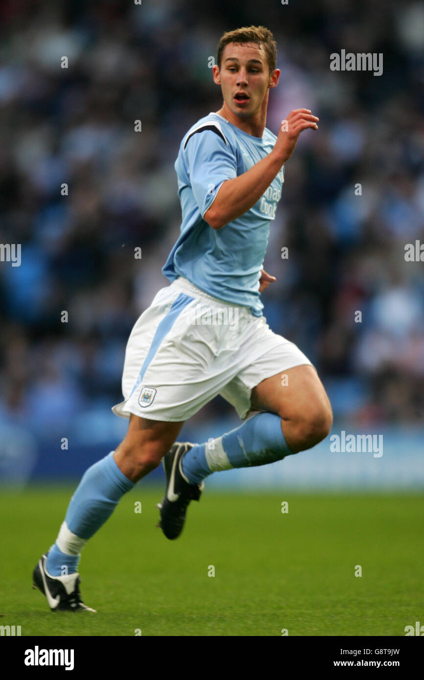 Danny warrender hi-res stock photography and images - Alamy