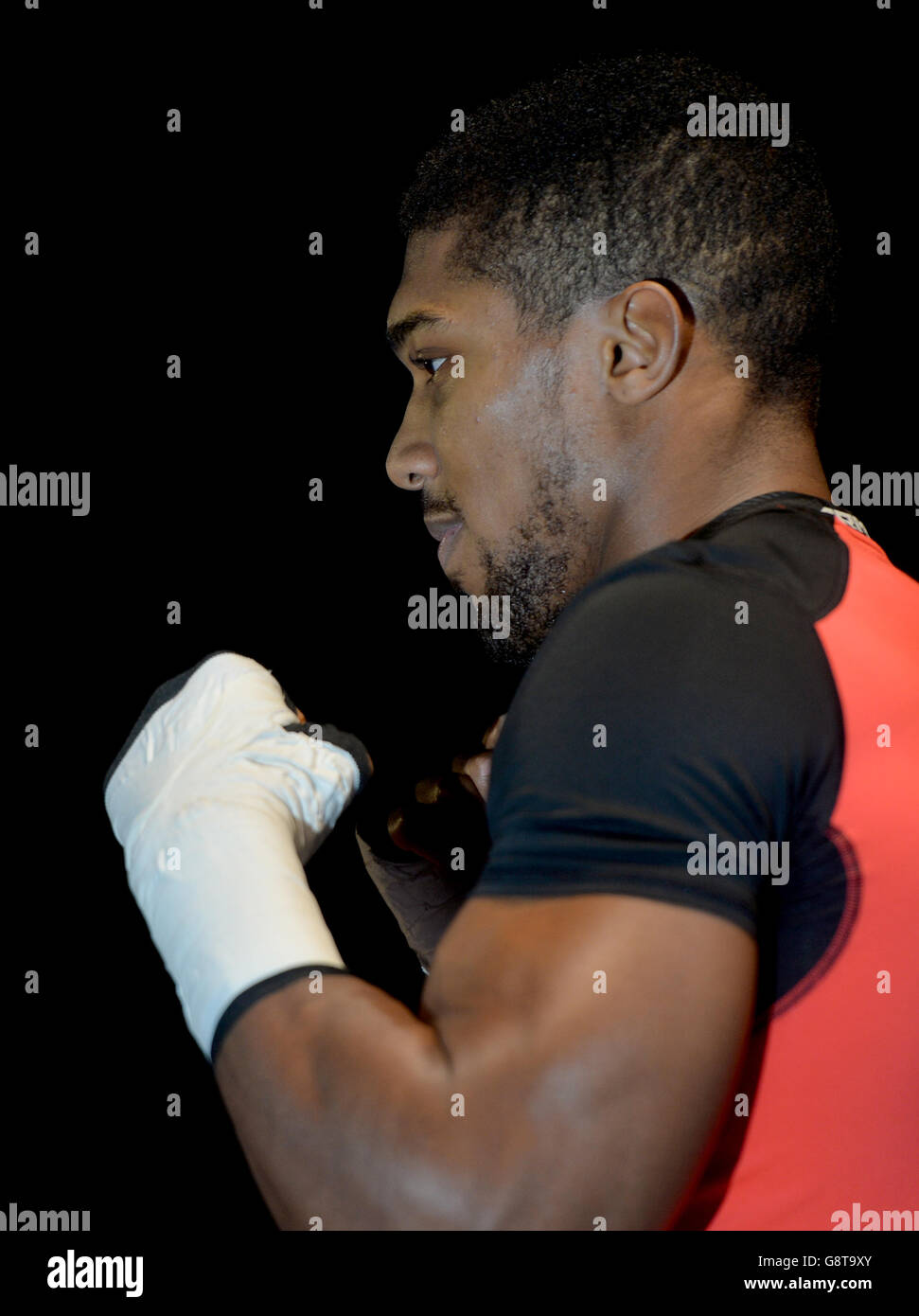 Anthony Joshua and Charles Martin Public Workout - York Hall. Anthony ...