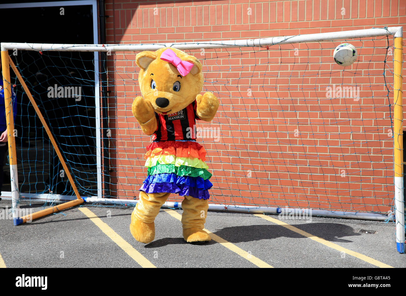 Bournemouth Mascot High Resolution Stock Photography and Images - Alamy