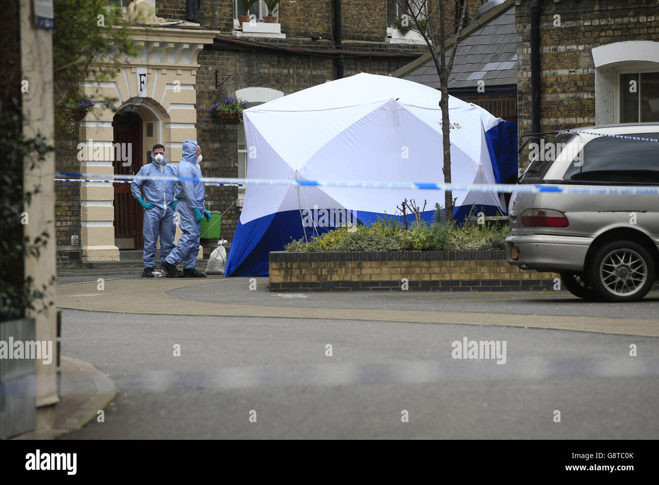Peabody trust forensic police semple hi-res stock photography and ...