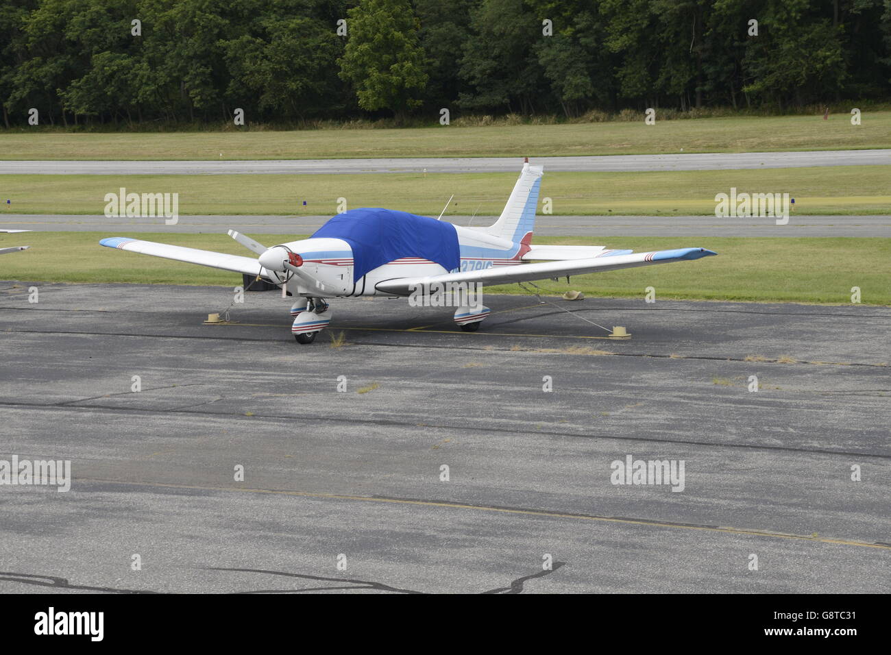 Airplane plane aviation hi-res stock photography and images - Alamy