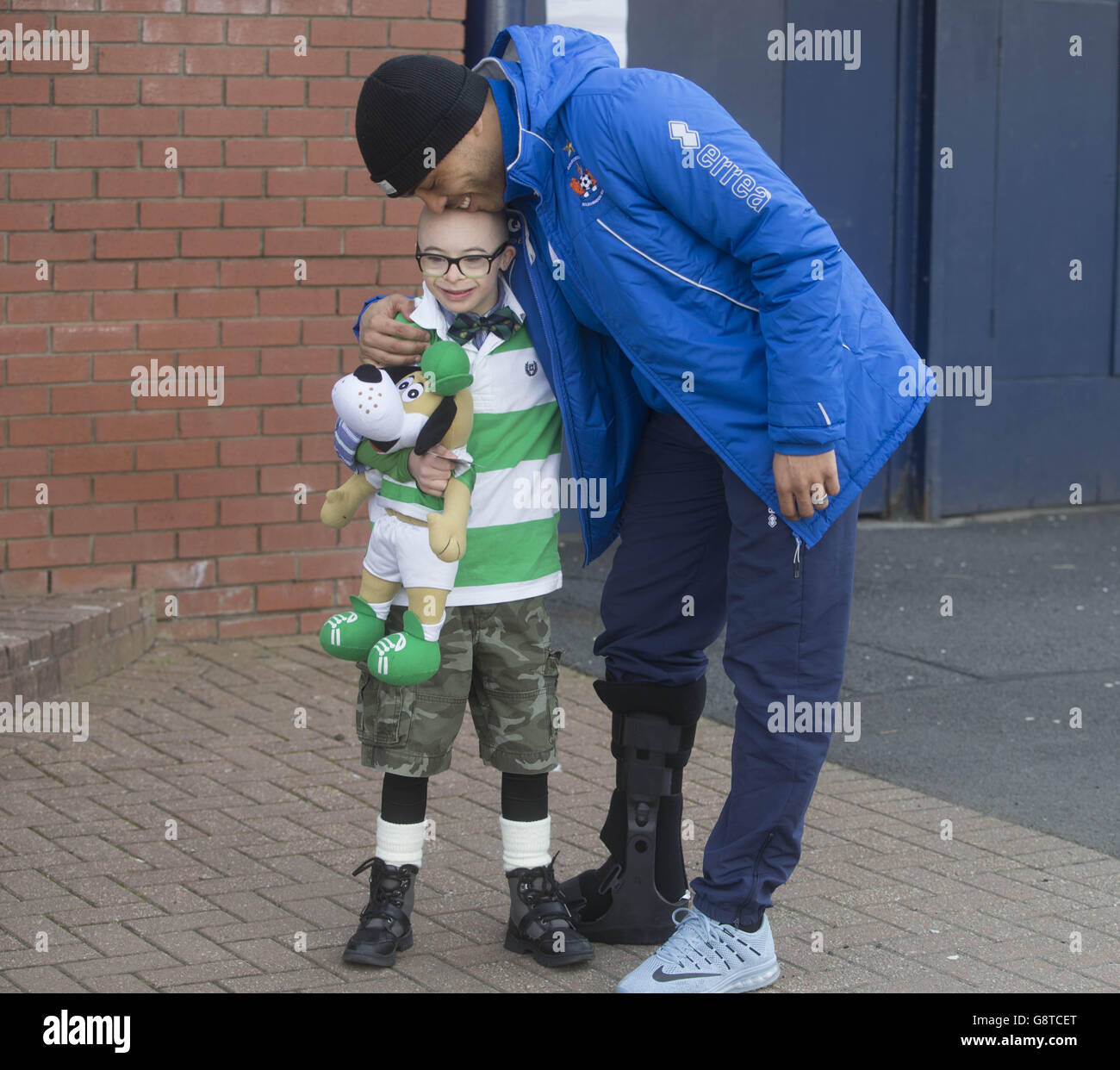 Celtic fan Jay Beatty with Kilmarnock's Josh Magennis before the ...
