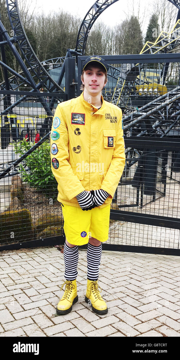 Alton Towers Smiler reopening Stock Photo - Alamy Alton Towers Smiler reopening Stock Photo - Alamy