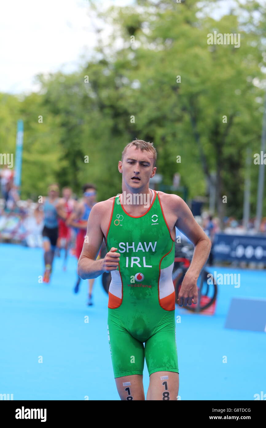 Ben shaw hi-res stock photography and images - Alamy