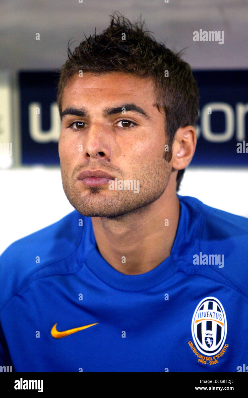 Club brugge bench hi-res stock photography and images - Alamy