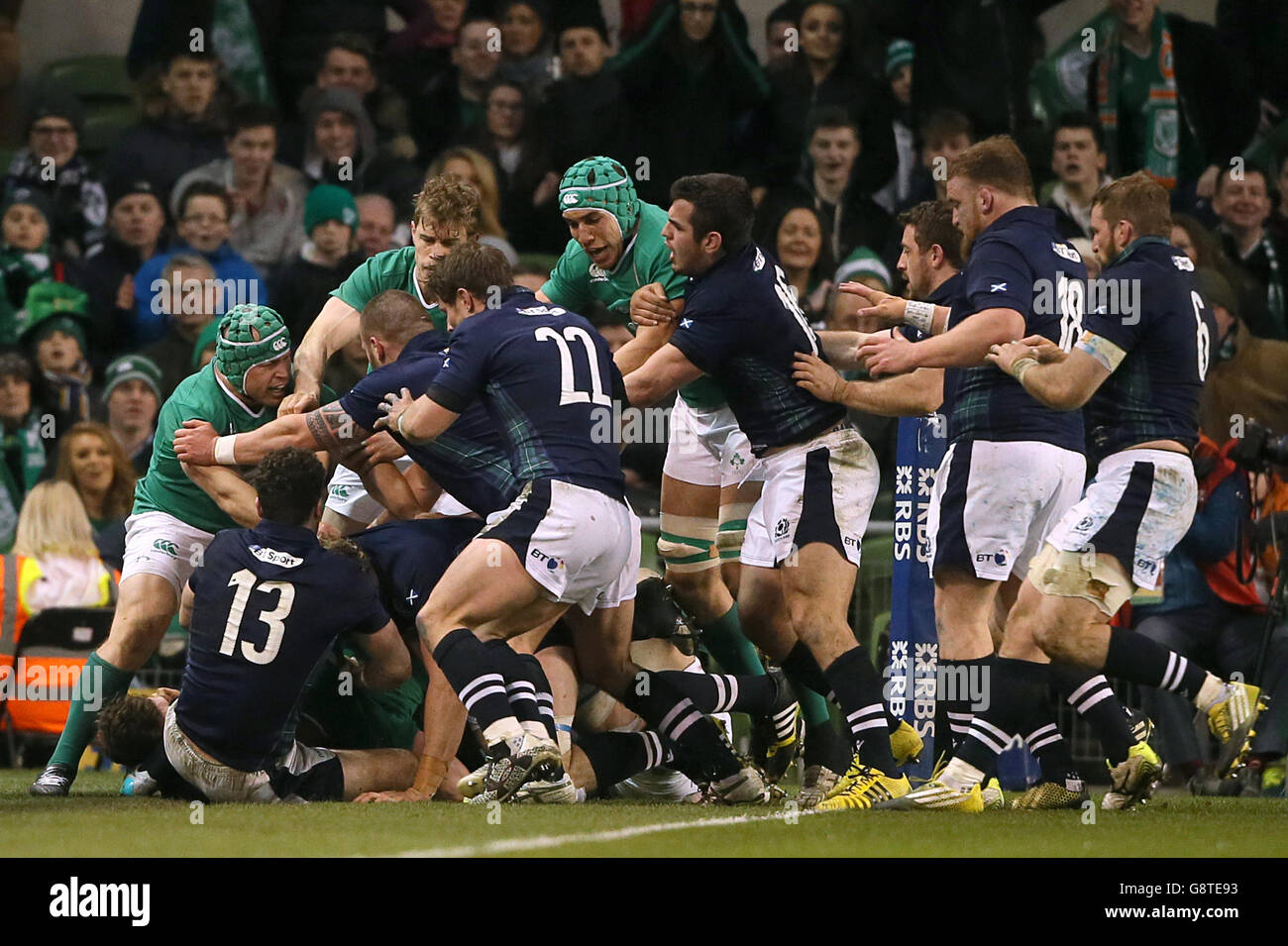 Tempers flare between the two sides during the 2016 RBS Six Nations ...