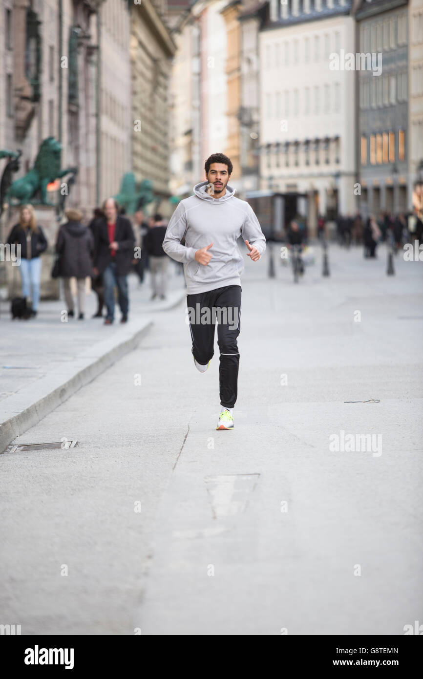 Man jogging sports hi-res stock photography and images - Alamy