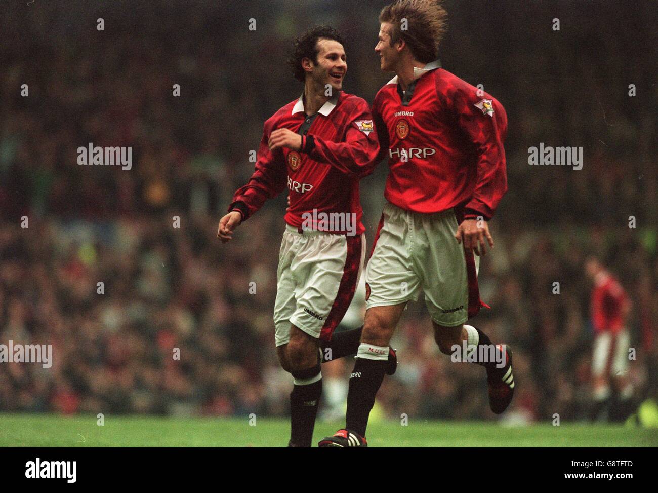 Ryan giggs and david beckham hi-res stock photography and images - Alamy