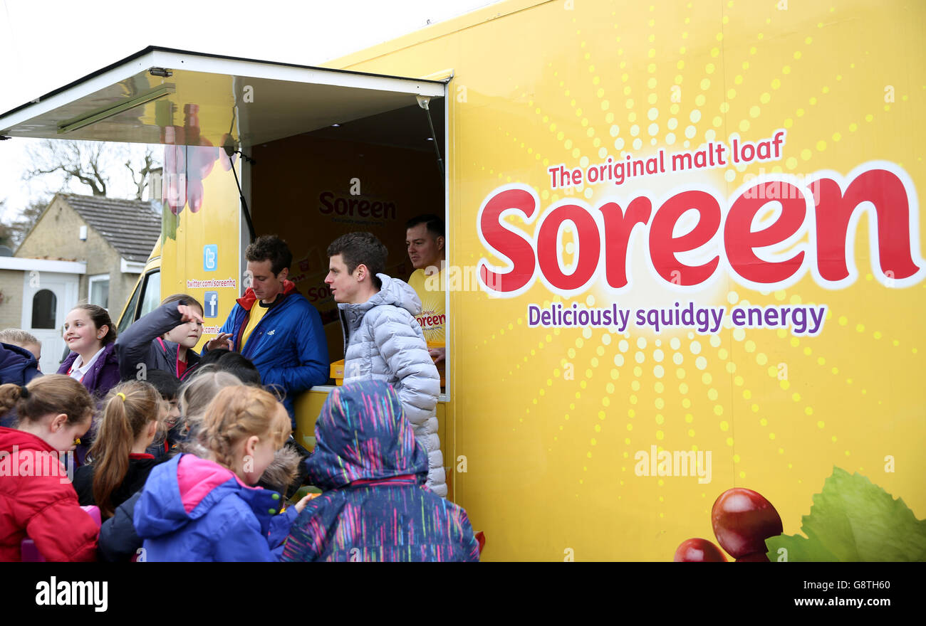 Brownlee Brothers Photocall - Bramhope Primary School Stock Photo - Alamy