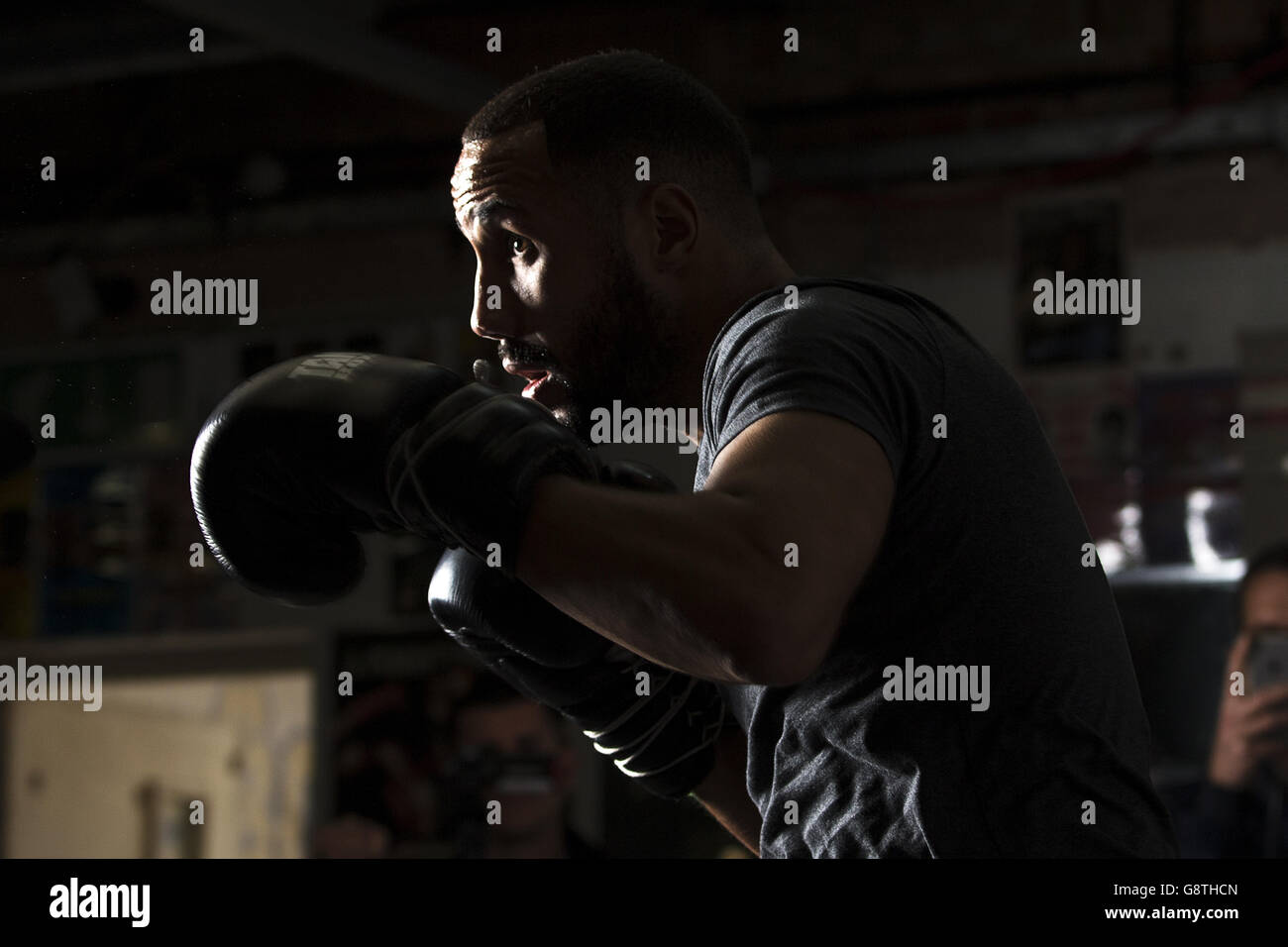 James DeGale Media Day - Stonebridge Boxing Club Stock Photo - Alamy
