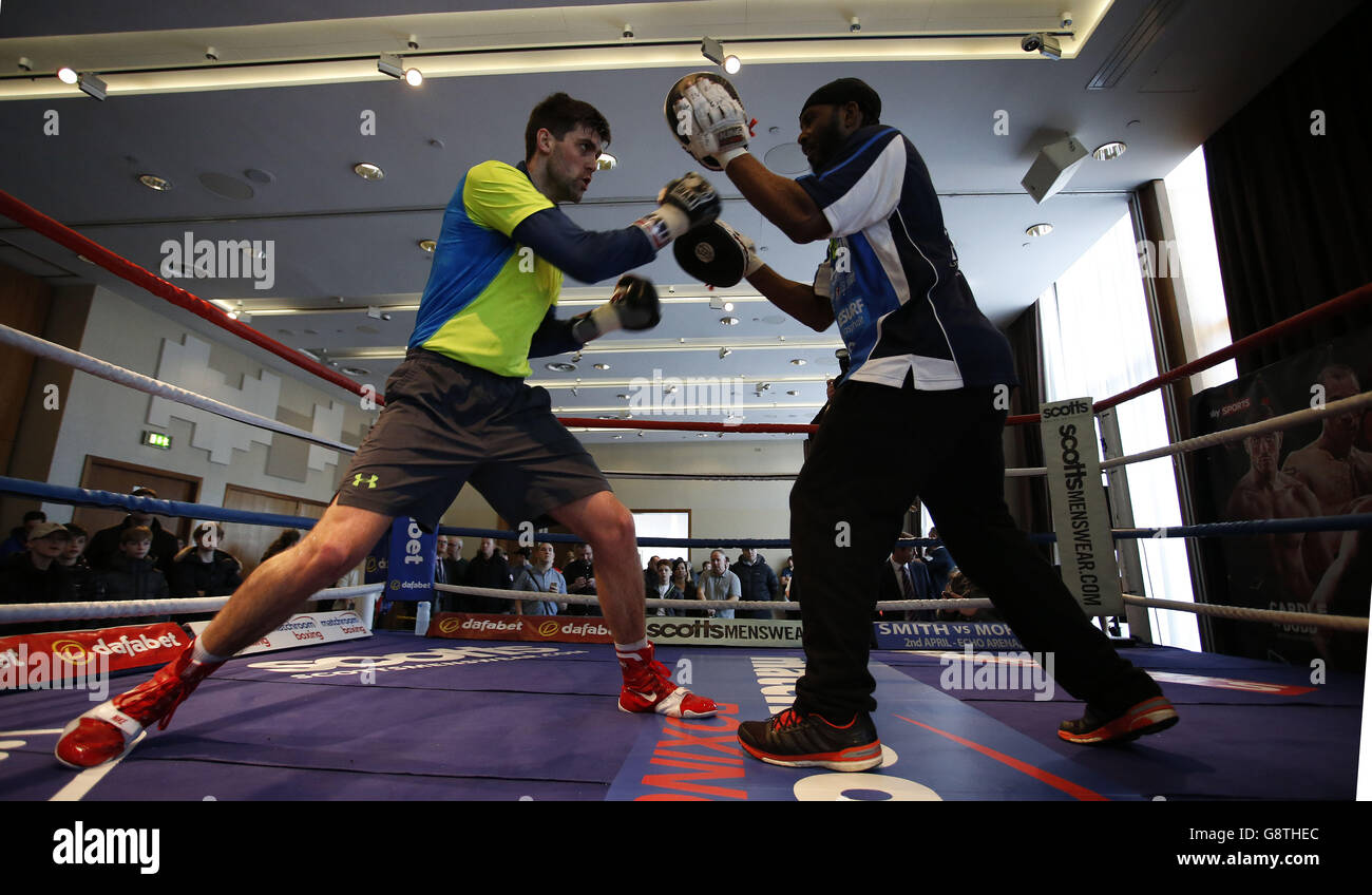 Callum smith and rocky fielding public work out hi-res stock ...